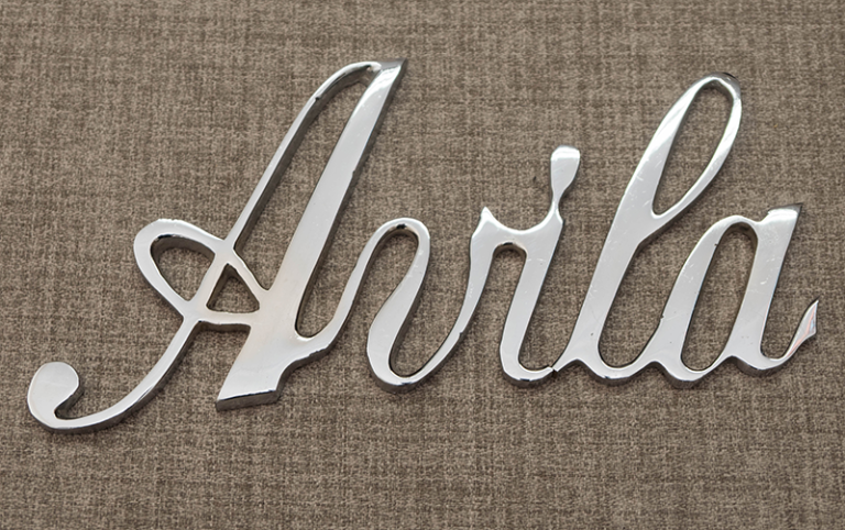 Letras de Metal Bronce y Cromadas Precio por cada letra - MarmolArt